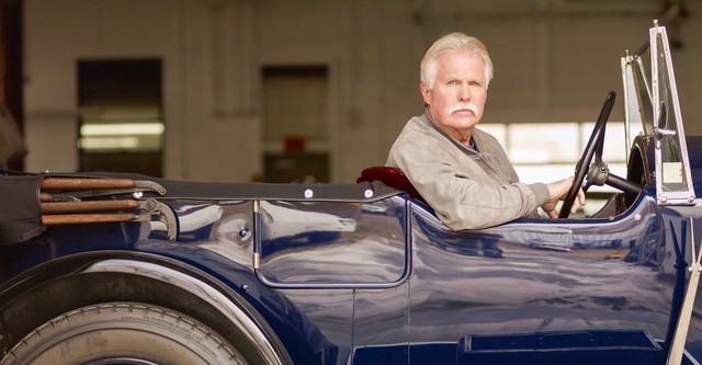 Chasing Classic Cars Season 16 - watch episodes streaming online