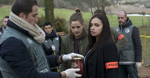 Inside Season 1 - watch full episodes streaming online