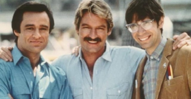 Riptide Season 1 - watch full episodes streaming online