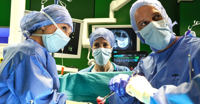 Dr. Klein Season 1 - watch full episodes streaming online