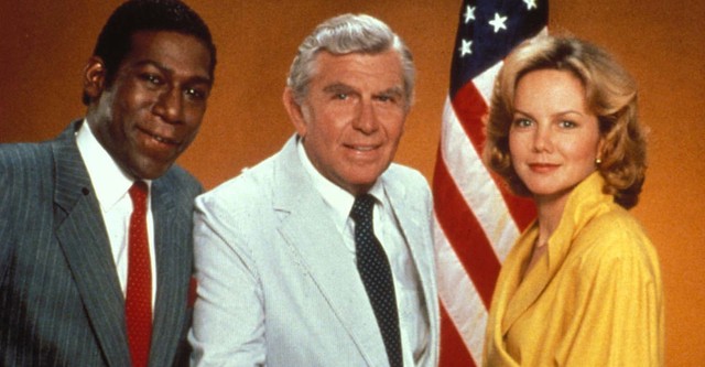 Matlock Season 9 - watch full episodes streaming online