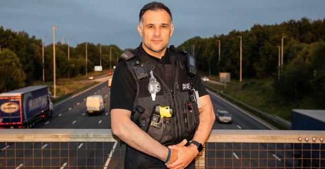 Motorbike Cops - stream tv show online