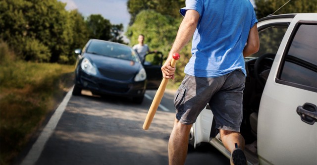 Road Wars Season 2 - watch full episodes streaming online