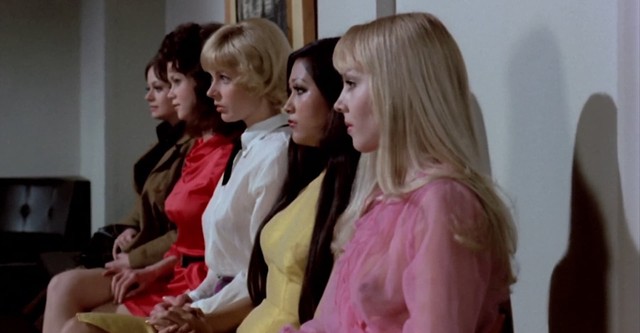 Gabrielle Drake Au Pair Au Pair Girls (Official Trailer) In English