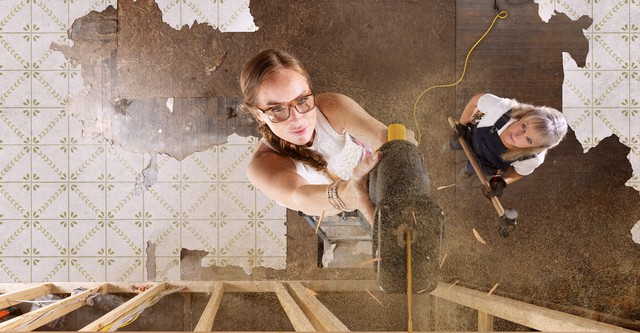 Good Bones - watch tv show streaming online