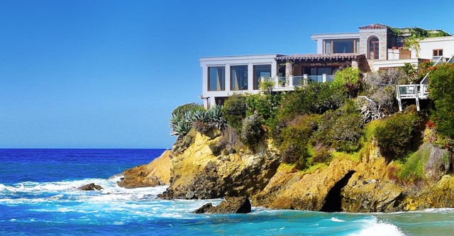 Beachfront Bargain Hunt: Renovation Season 5 - streaming