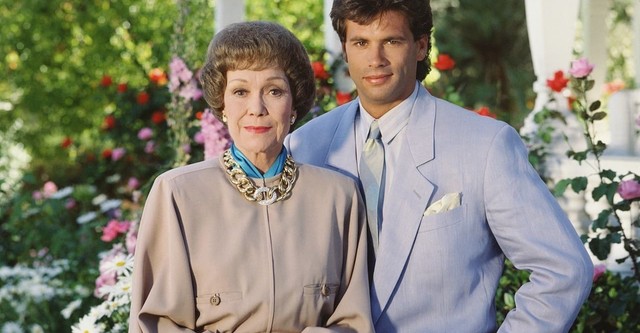 Falcon Crest Season 1 - watch full episodes streaming online
