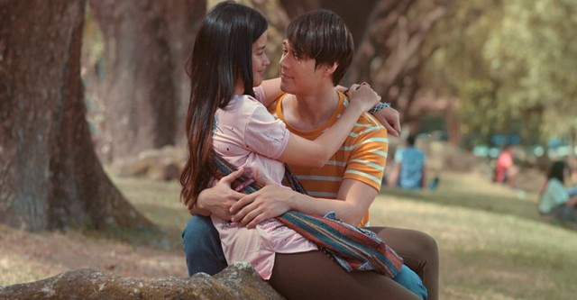 Alone/Together streaming: where to watch online?