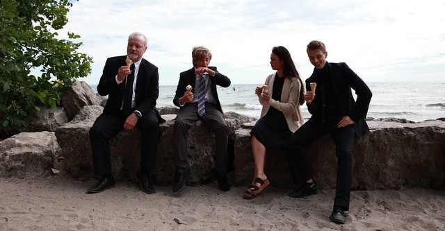 Older Every Day streaming: where to watch online?