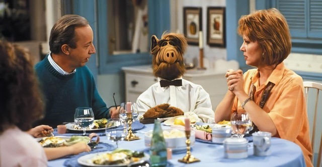 ALF Season 1 - watch full episodes streaming online