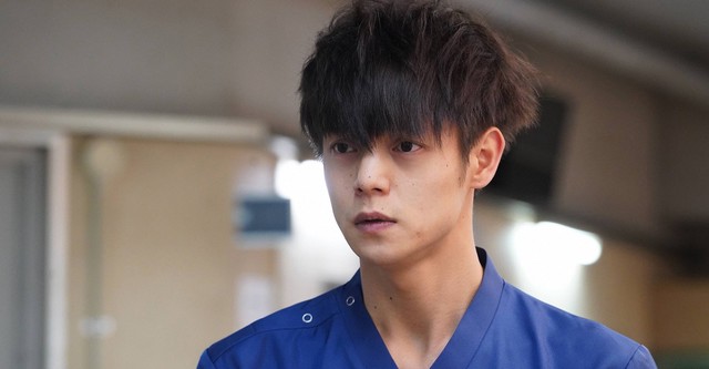 Radiation House Season 1 - watch episodes streaming online