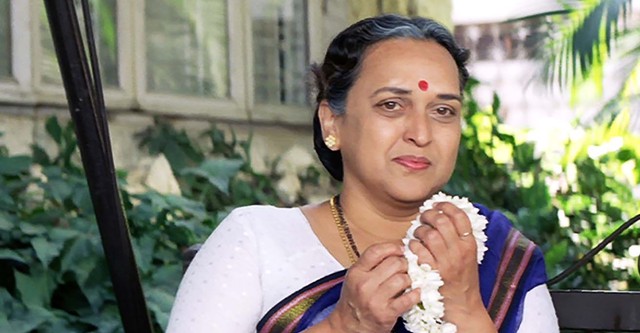 Tu Tithe Mee streaming: where to watch movie online?