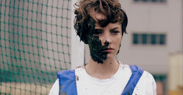 Skins Season 5 - watch full episodes streaming online