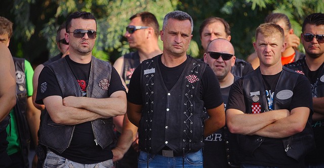 Among Wolves yayını: İnternette nereden film izlenir?