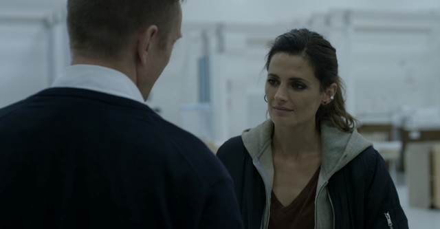 Absentia Season 2 - watch full episodes streaming online
