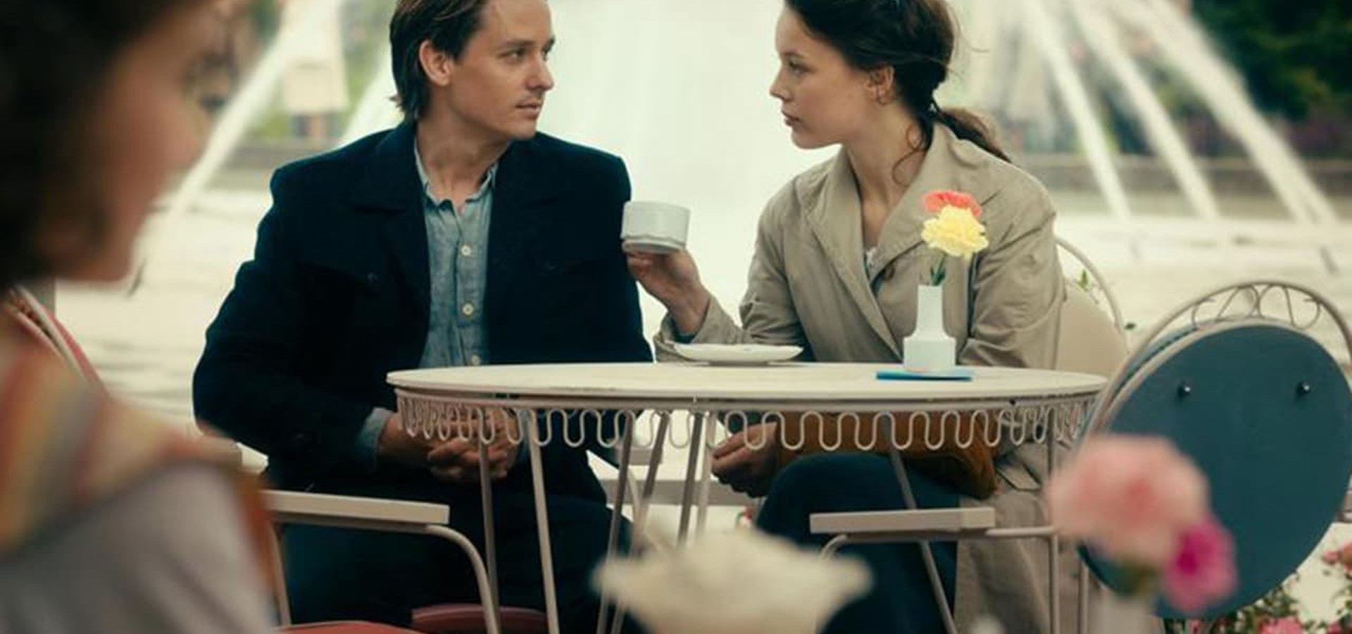 Never Look Away - movie: watch streaming online